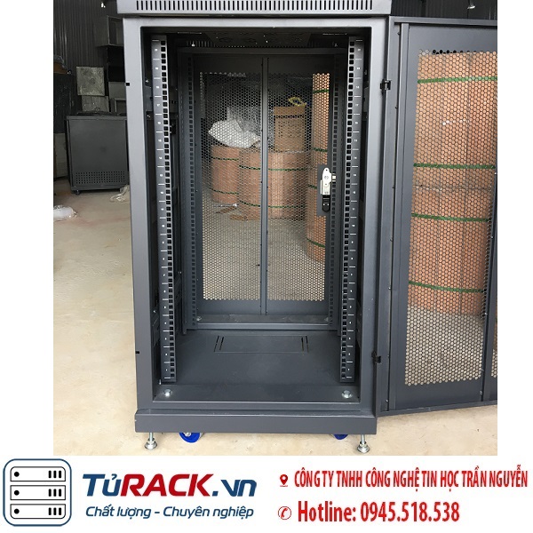 Tủ rack 19 inch 20U UNR-20UD800 mẫu mới