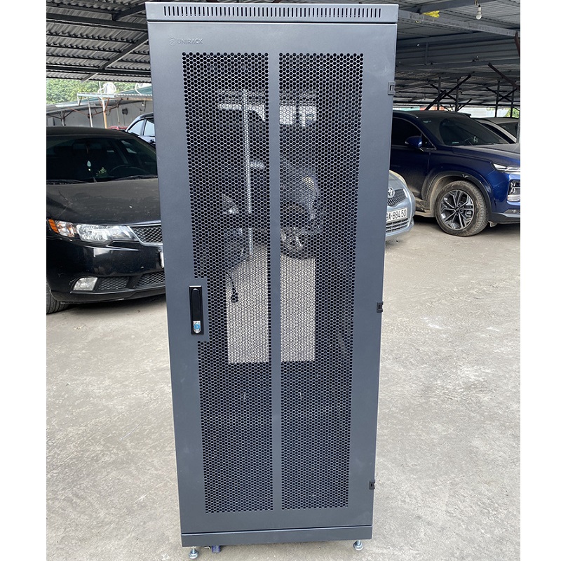 Tủ rack 32U UNR 32UD1000-2CL mẫu mới 2 cửa lưới