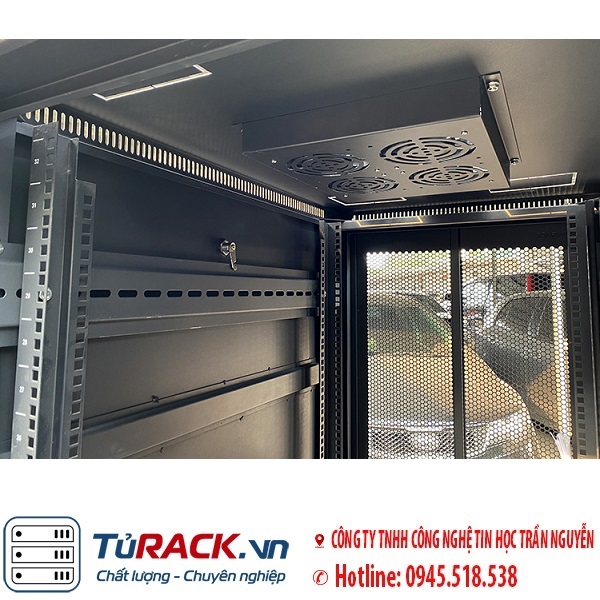 Tủ rack 32U UNR 32UD1000-2CL mẫu mới 2 cửa lưới