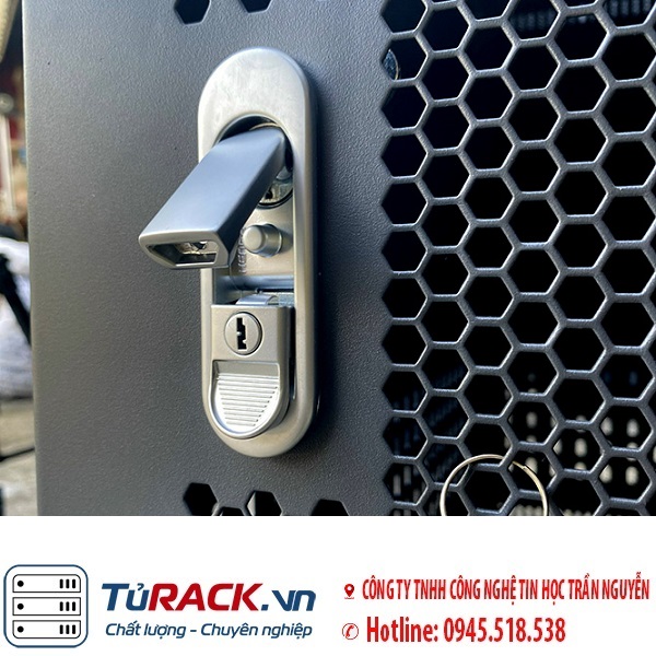 Tủ rack 10U UNR N10U-D600 cửa lưới mẫu mới